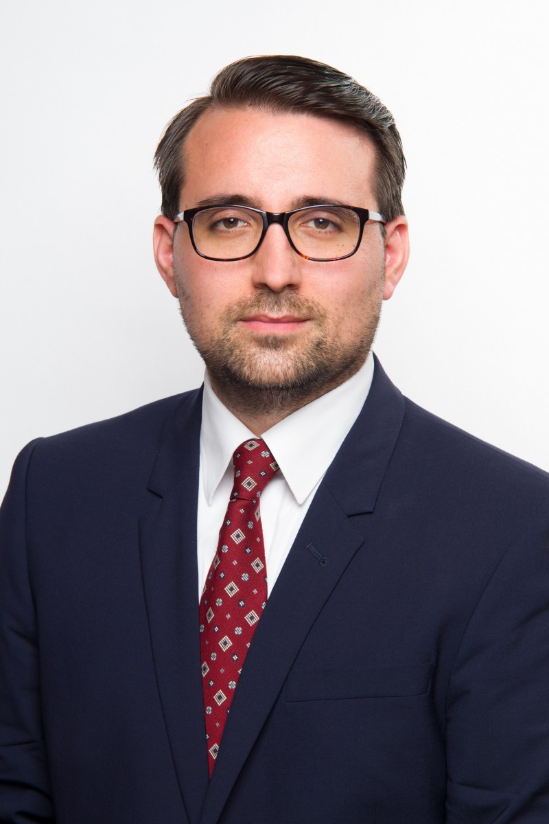 Oktatóink - http://ajk.kre.hu